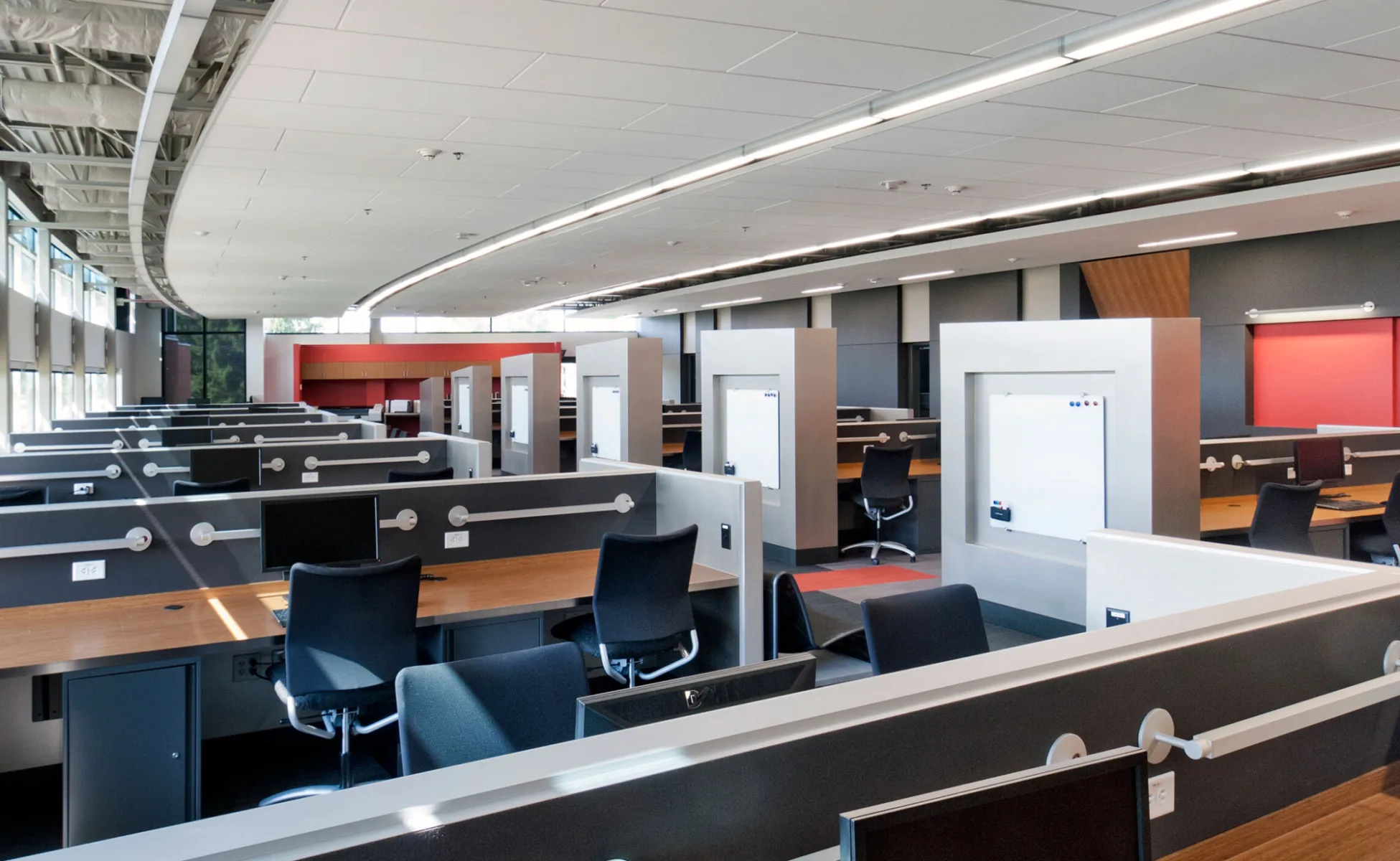 Beam 4 Pendant | Axis Lighting