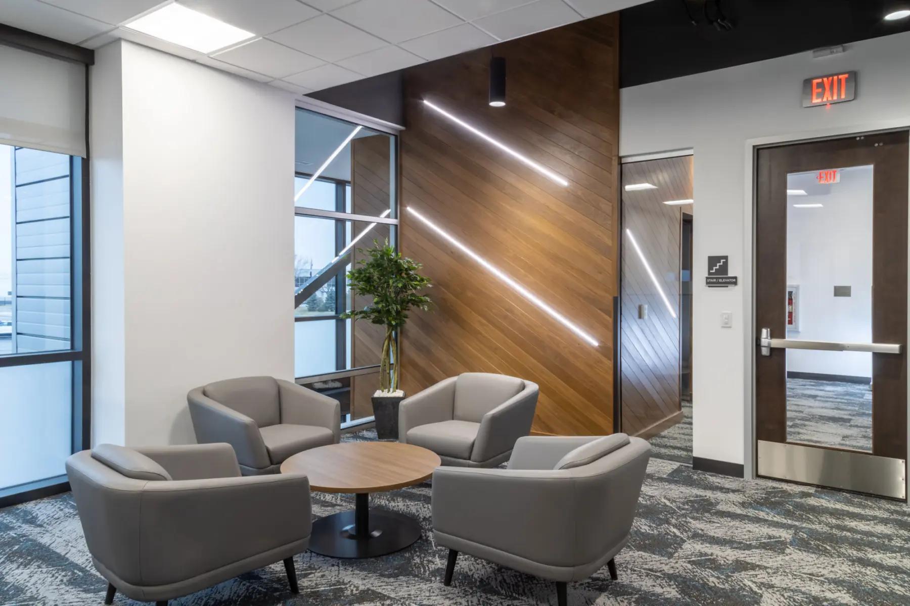 Sculpt Wall | Axis Lighting