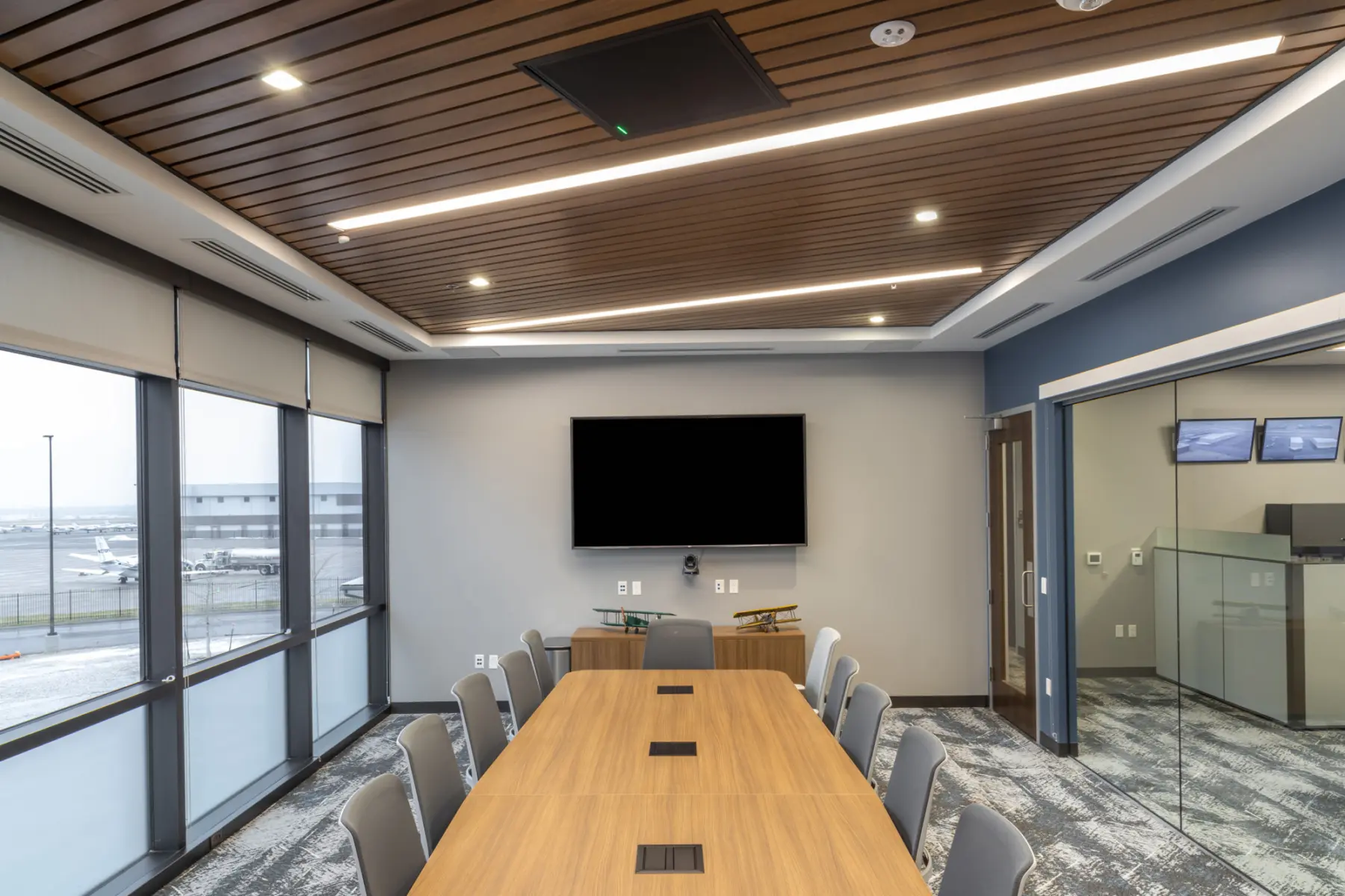 Beam 4 Recessed | Axis Lighting
