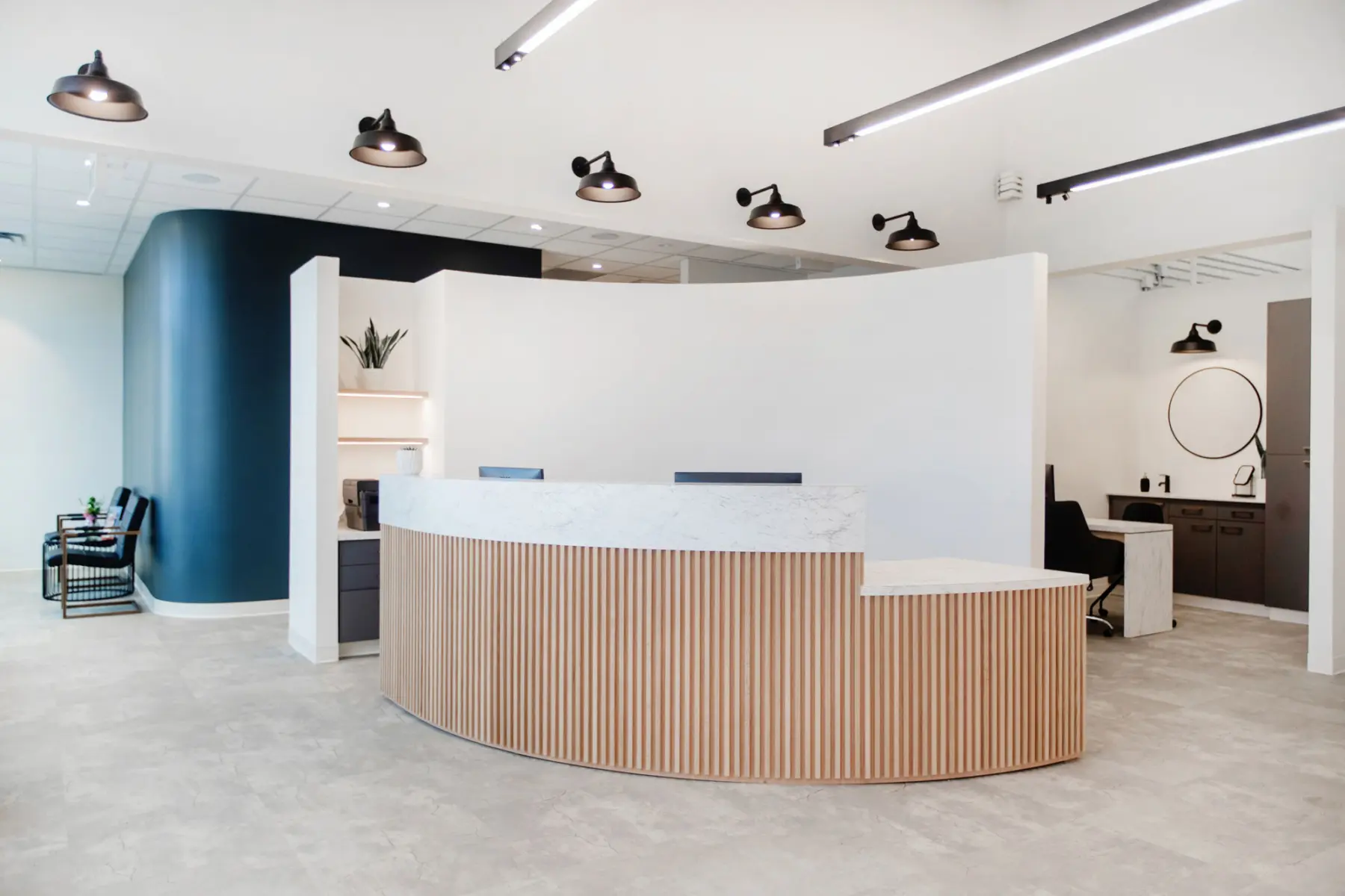 Sculpt Pendant | Axis Lighting